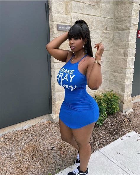 Stunning Melanin On Instagram “ Uchemba Never Misses 😍💙 Follow