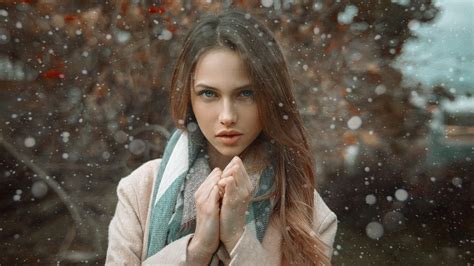 Face Coats Long Hair Women Outdoors Bokeh Snow Andrew Erm Scarf