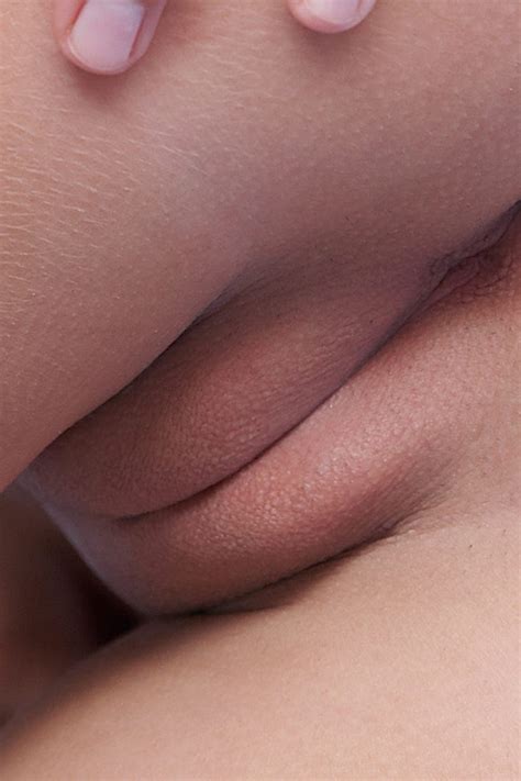 peach lips porn pic eporner