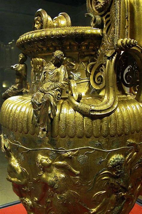 Derveni Volute Krater A Golden Masterpiece From Ancient Greece