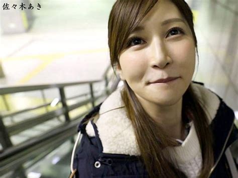縛られた女性有名人たち 佐々木あき 16 「綺麗すぎる人妻女優」として人気だった熟女av界のトップスターがお尻の穴比べをされたり