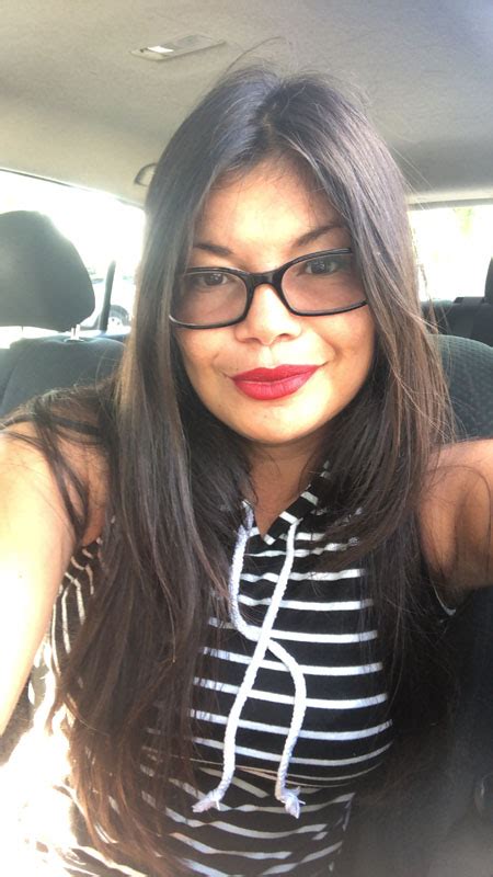 Free Galleries Isabella Flames
