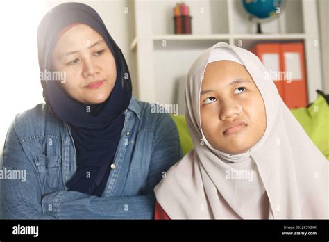 Muslim Mother Having Bad Time With Her Daugther Mom Reprimands Her