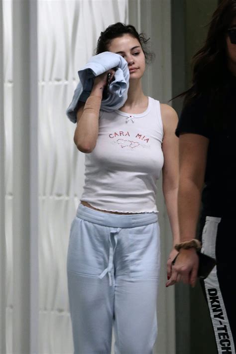 Selena Gomez Nipples Braless