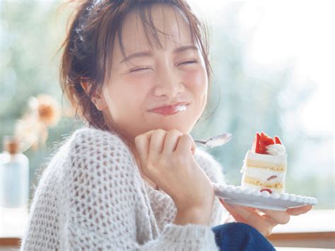 上手に「隙」を作れる女がモテる♡98％の男性が落ちるキュンとするしぐさを発表！ 美人百花 Com
