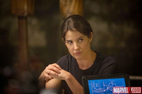 Avengers Age Of Ultron Cobie Smulders Talks A New Vibe Of Maria