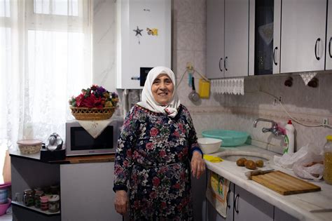 The Grandmas Of Cooking Tiktok Youtube And Instagram The New York Times
