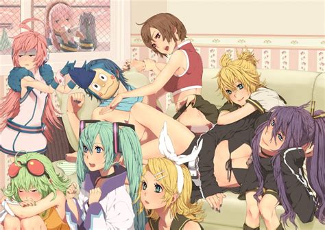 Hatsune Miku Megurine Luka Kagamine Len Kaito Meiko And 5 More