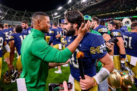 Watch Sam Hartman Highlights From Notre Dame Debut Yahoo Sports