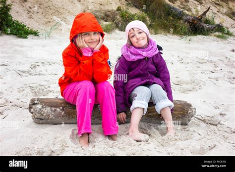 Den Ganzen Tag Am Strand Fotos Und Bildmaterial In Hoher Auflösung