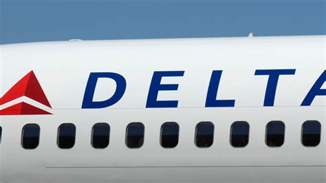 Woman Gives Birth Mid Flight En Route To Hawaii According To Viral