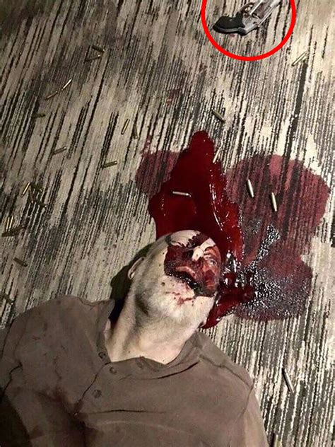 Masacre De Las Vegas La Foto De Stephen Paddock Muerto En La