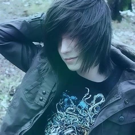 35 Cool Emo Hairstyles For Guys 2021 Guide Emo Hairstyles For Guys