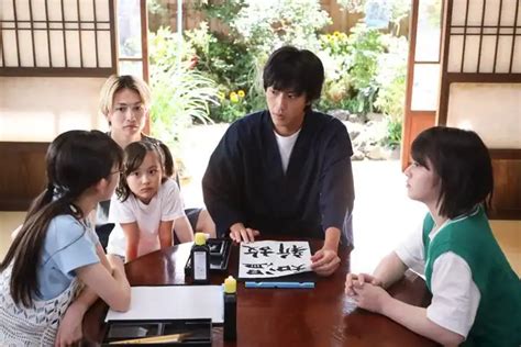 【写真 6 6枚】（c）フジテレビ ばらかもん：第4話 “清舟”杉野遥亮、船体に名を書くことに！ 失敗が許されない重圧が Mantanweb