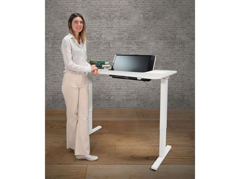 Ilid Lift Multi Use Standing Desk By Cbt Smartdesks Wins 2020 Adex Award