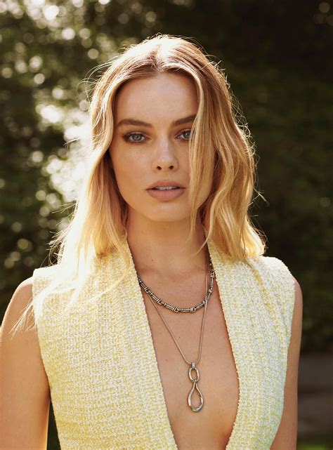 Discussingfilm On Twitter Margot Robbie Says “when People Come Up And