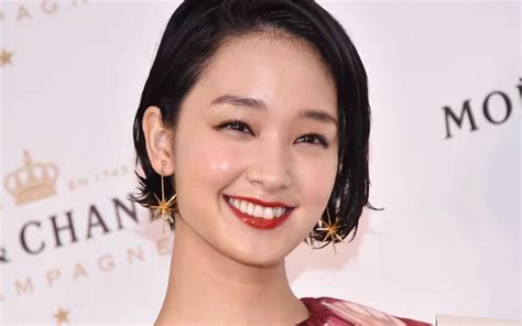 剛力彩芽が可愛くなった理由は彼氏が原因？整形？昔と現在を検証