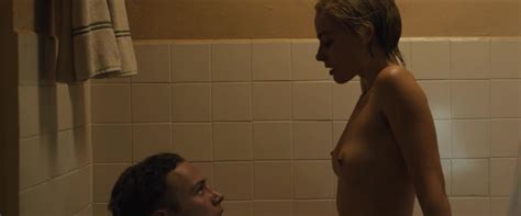 Nude Video Celebs Margot Robbie Nude – Dreamland 2019