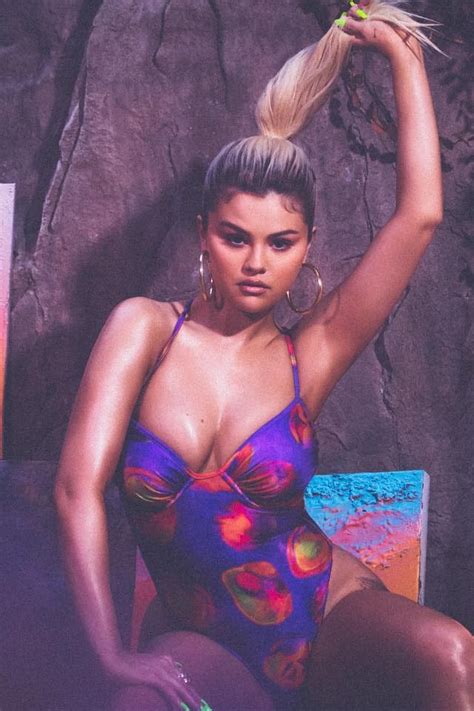 Selena Gomez Loves Her Stomach—and So Should You Vogue India