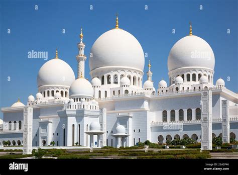 Famous Sheikh Zayed Mosque In Abu Dhabi United Arab Emirates Stock