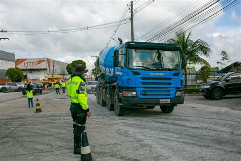 Prefeitura De Manaus Utiliza Pavimento De Concreto Em Região Portuária