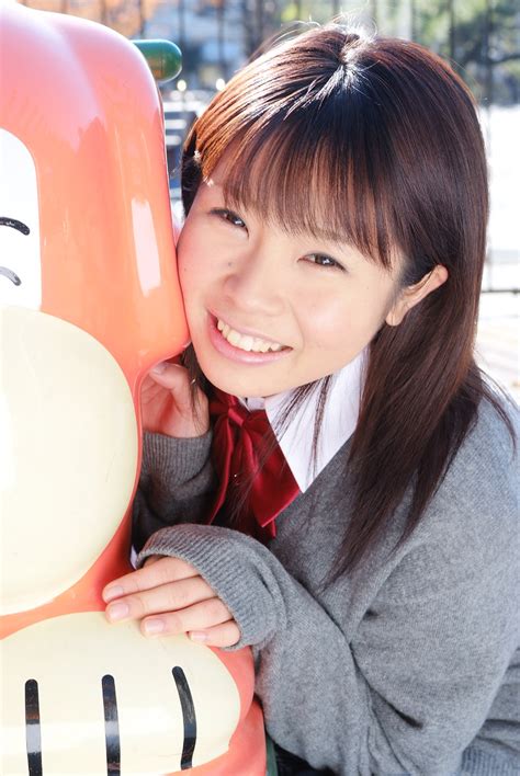 Listing Of Idol Essentials Promotion Image Lun 14