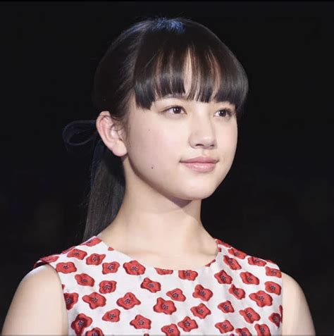 「美女美男」清原果耶、山崎賢人との2shot公開し反響「お似合い」 E Talentbank Co Ltd