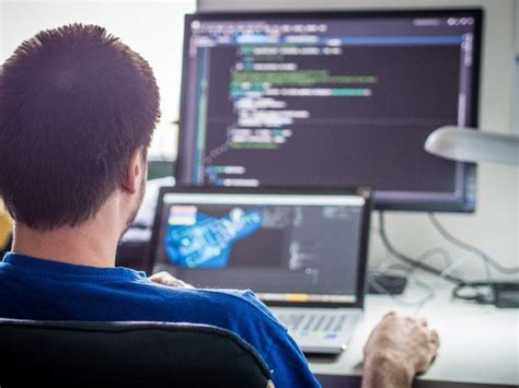 i learned programming in 3 months to work well with programmers