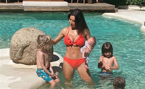 Los Asombrosos Posados De Pilar Rubio Un Mes Después De Ser Madre Chic