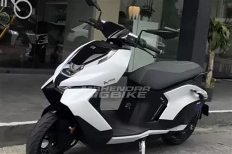 Honda Pcx Ev Killer Zeeho Ae8 Dari Cfmoto Skutik Futuristik Dengan