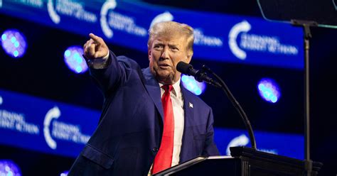 Trumps Trial Dates Collide With His 2024 Campaign Calendar The New