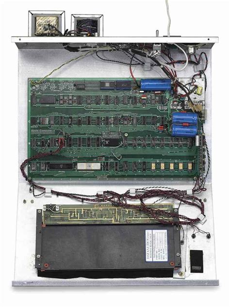 apple 1 pc hand built by steve wozniak and steve jobs in