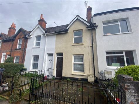 4 Bed Terraced House For Sale In Cardigan Road Reading Berkshire Rg1