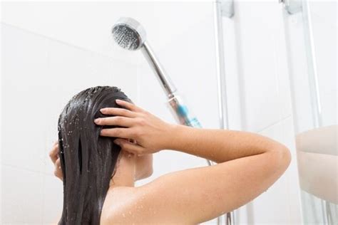 14 Homemade Hair Rinses That Are Easy Quick And Effective