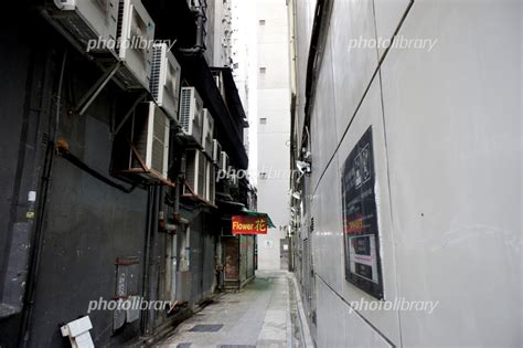 香港 街並み 路地裏 尖沙咀 写真素材 [ 5566859 ] フォトライブラリー Photolibrary
