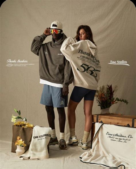 Pin De 璇xuan En Md 情侶 Anuncios De Ropa Marca De Ropa Ropa De Moda