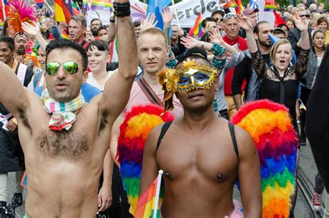 Épinglé Sur Gay Prides