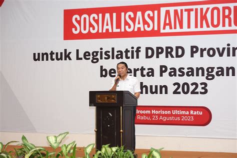 Pj Gubernur Al Muktabar Buka Sosialisasi Antikorupsi Bagi Pimpinan Dan