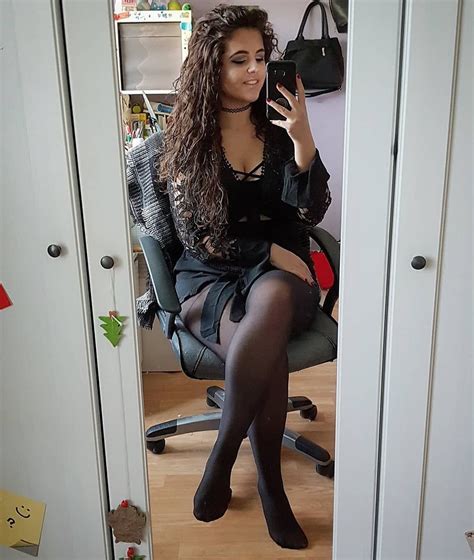 Facebook Candid Pantyhose
