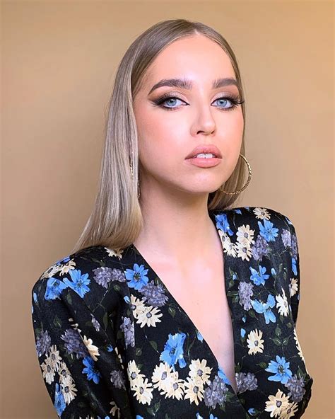 ВИЗАЖИСТ СПБ💄Анжелика Оганесян в Instagram «Листай карусель и оставь