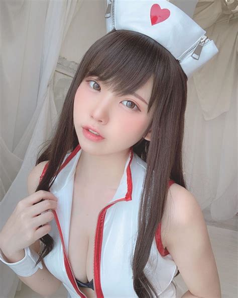 日本cosplay界名人えなこ Enako 推出個人首本寫真集 Jdailyhk