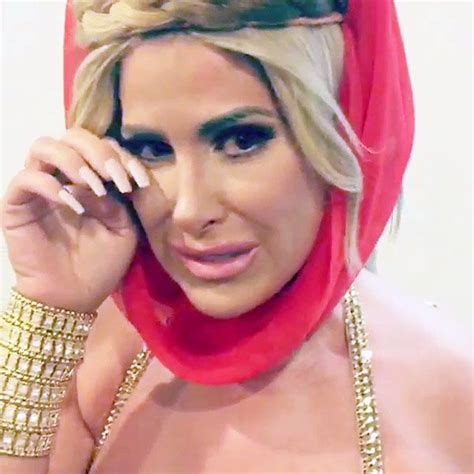 Kim Zolciak Cries After Making Her Return To Dwts Post Stroke Kim