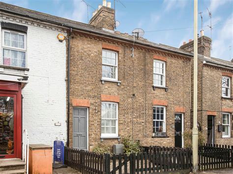 2 Bed Terraced House For Sale In Horns Mill Road Hertford