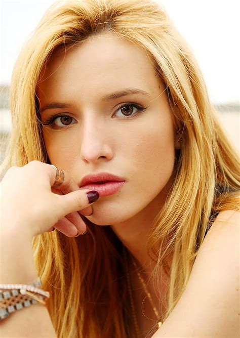 Hd Wallpaper Bella Thorne Women Actress Long Hair Face Closeup