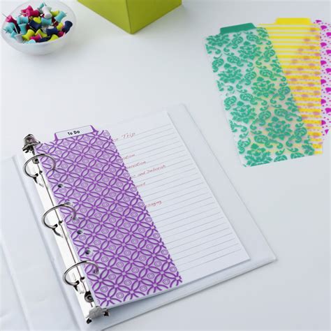 avery 24922 5 tab assorted design mini snap in plastic bookmark divider set
