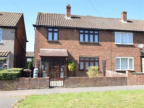 3 Bed Semi Detached House For Sale In Crabtree Avenue Chadwell Heath