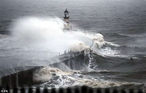 2012 Was Second Wettest Year On Record¿ And Forecasters Warn Rainfall