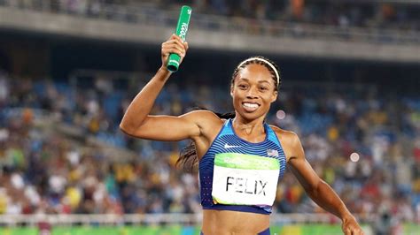 Allyson Felix U S Women Win Gold Medal In 4x400 Meter Relay At Rio