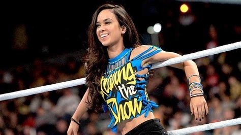 Photo Former Wwe Superstar Aj Lee Shows Off Her Incredible Ripped Physique