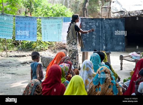 Varanasi India 20 September 2011 Indian Teacher Woman Teaching Adult